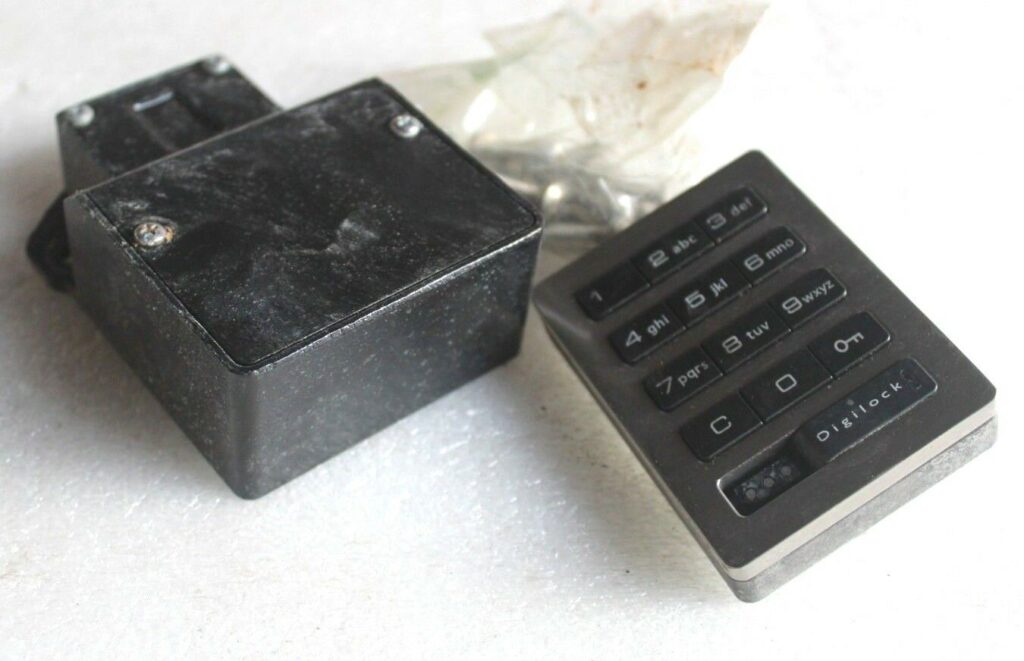 Digilock DK-ATS Shared Use Digital Keypad Lock Deadbolt 4 Digit Code ...