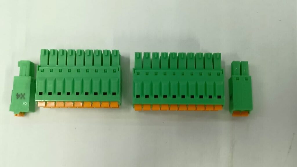 15 Pcs 3HAC060919-001 ABB CONNECTORS DIGITAL – Electro Extreme